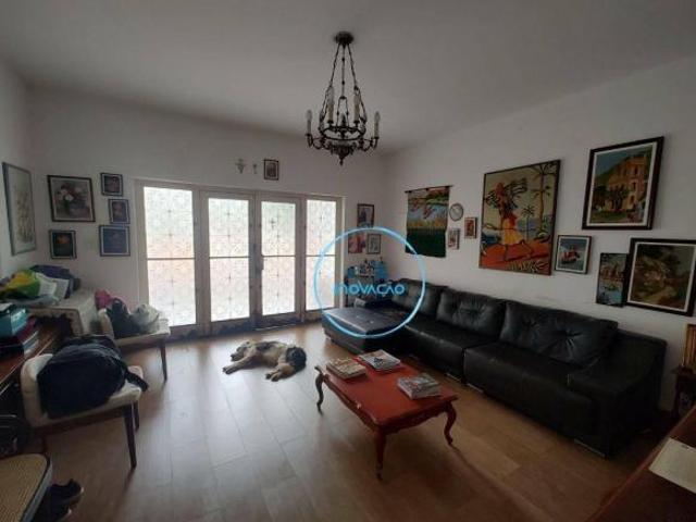 CA 875 Casa com 4 dormitórios à venda, 390 m² por R$ 1.800.000 Centro São Pedro/SP