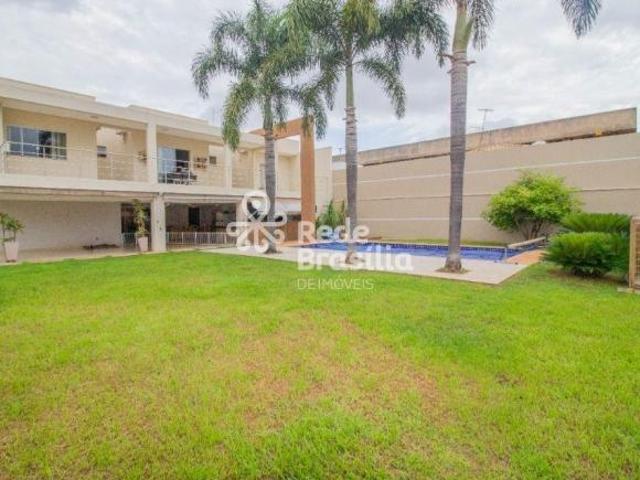 CA 06 Casa à venda, 5 suítes, com espaço gourmet completo, Lago Norte