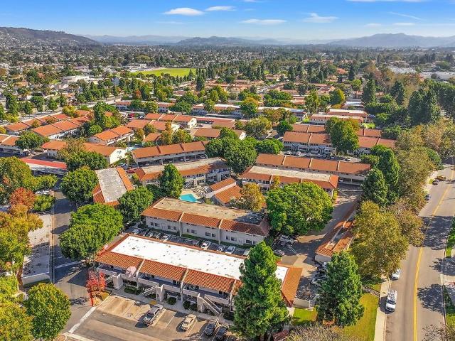 Camarillo Oaks 2 Bedroom Apartment for Rent at 921 Paseo Camarillo, Camarillo, CA 93010