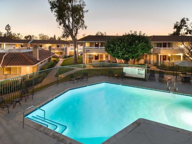 Camarillo Oaks 2 Bedroom Apartment for Rent at 921 Paseo Camarillo, Camarillo, CA 93010