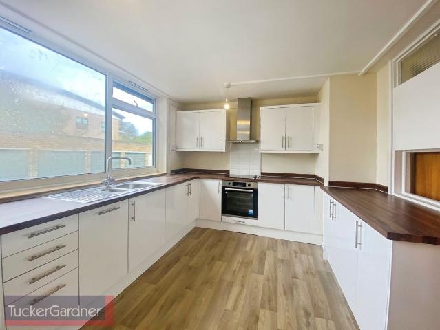 Cambanks, Cambridge CB4, 2 bed flat to rent, £1,600 pcm | PrimeLocation