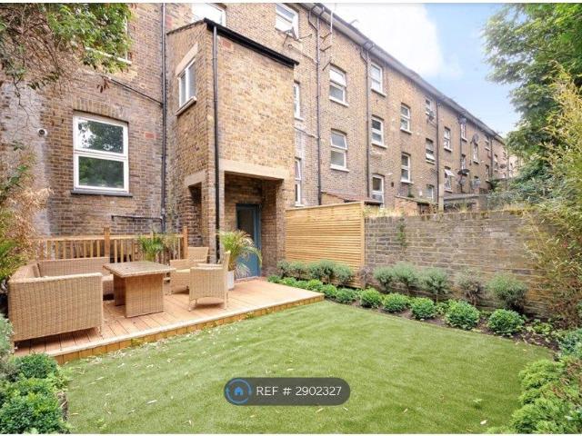 Camberwell New Road, London SE5, 2 bed terraced house to rent, £2,450 pcm | PrimeLocation