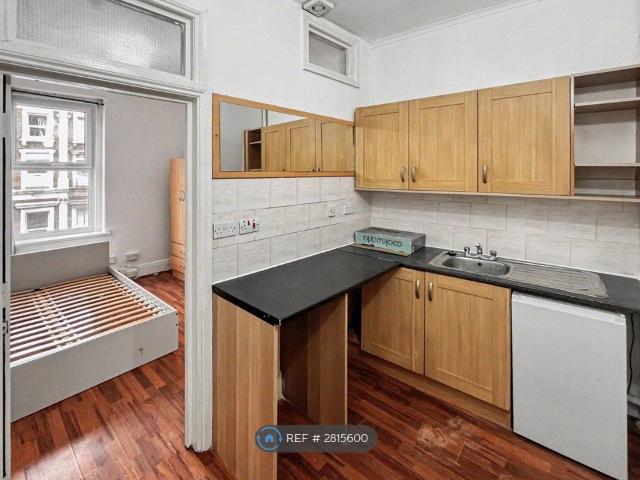 Camberwell Church St, London SE5, Studio to rent, £1,275 pcm | PrimeLocation