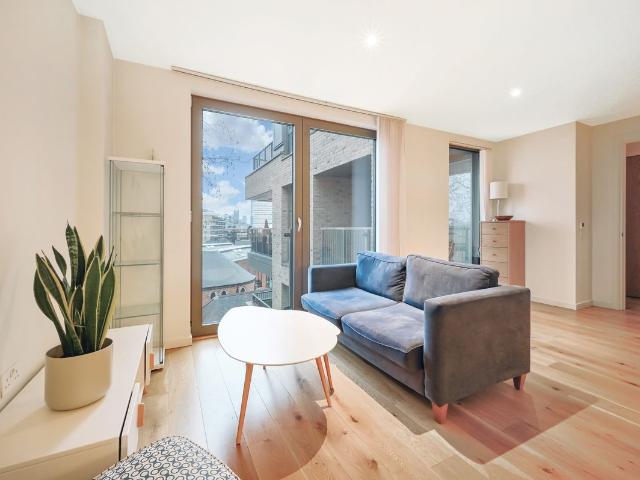 Camberwell Passage, London SE5, 1 bed flat to rent, £1,993 pcm | PrimeLocation