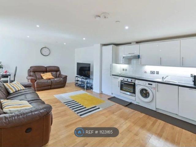 Camberwell Road, London SE5, 2 bed flat to rent, £2,250 pcm | PrimeLocation