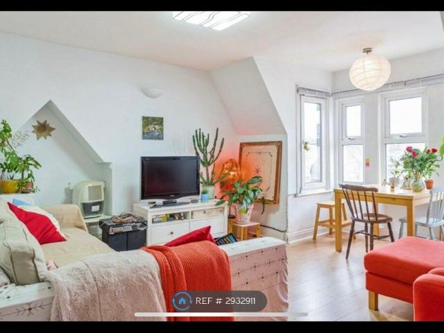Camberwell Road, London SE5, 2 bed flat to rent, £2,300 pcm | PrimeLocation