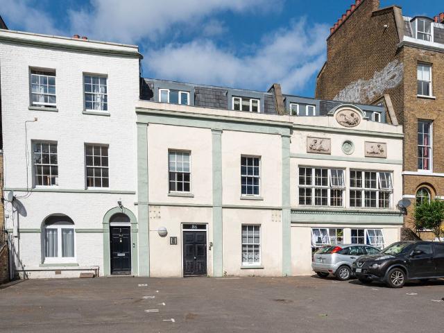 Camberwell Road, Southwark, London SE5, 2 bed flat to rent, £2,300 pcm | PrimeLocation