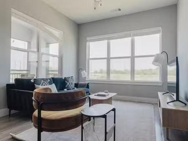 Camber Ranch, 5005 East Parmer Lane, Harris Branch 2 Bedroom.