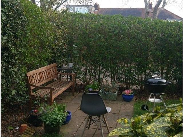 Camberley Close, Sutton SM3, 1 bed end terrace house to rent, £1,500 pcm | PrimeLocation