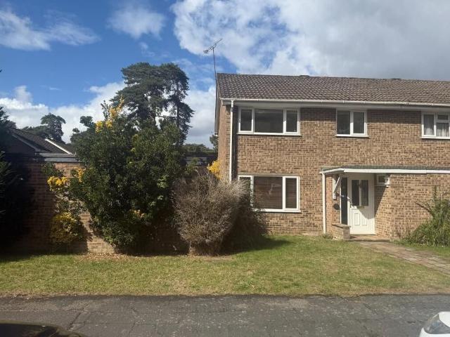 Camberley, Surrey GU15, 3 bed semi detached house to rent, £2,200 pcm | PrimeLocation