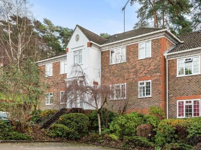 Camberley, Surrey GU15, 1 bed flat to rent, £1,200 pcm | PrimeLocation
