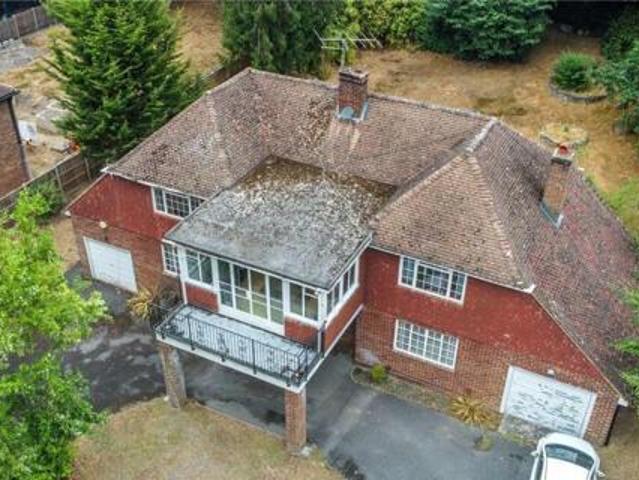 Camberley, Surrey, 5 Bedroom Detached