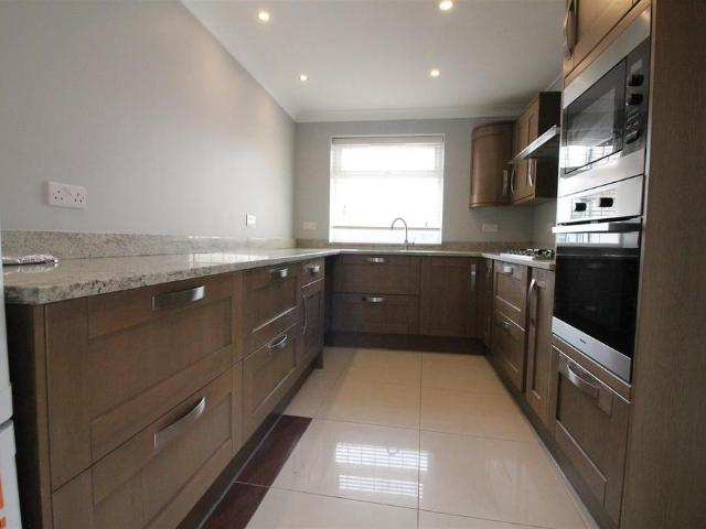 Camborne Way, Heston 4 bed semi detached bungalow to rent £2,800 pcm £646 pw