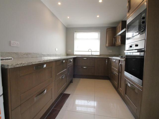 Camborne Way, Heston