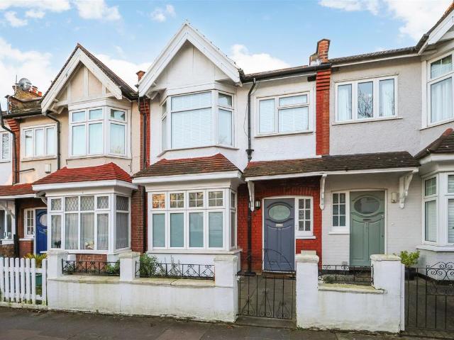 Camborne Avenue, Ealing W13, 1 bed flat to rent, £2,300 pcm | PrimeLocation