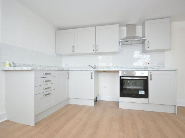 Cambray Place, Cheltenham GL50, 1 bed flat to rent, £750 pcm | PrimeLocation