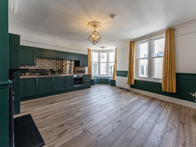 Cambray Place, Cheltenham GL50 1JP Elliot Oliver