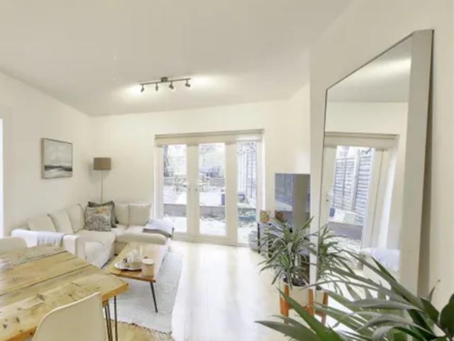 Cambray Road, London, SW12 0DY, United Kingdom | 2 bed house for rent #167778117 | Rentberry