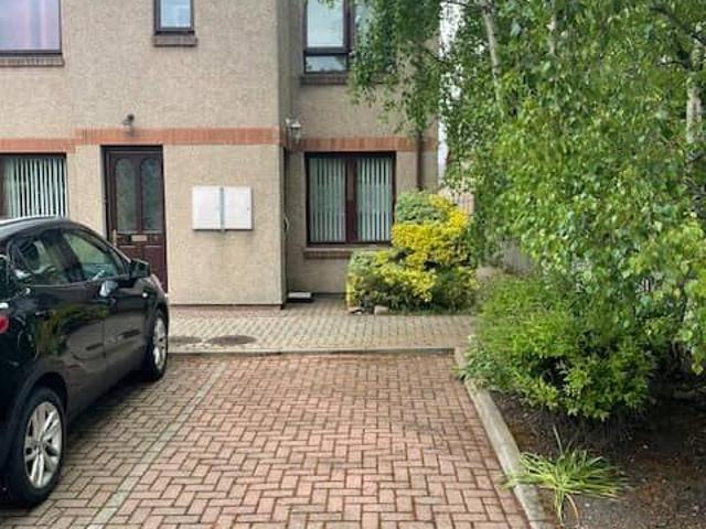 Cambrai Court, Station Road, Dingwall IV15, 2 bed flat to rent, £750 pcm | PrimeLocation