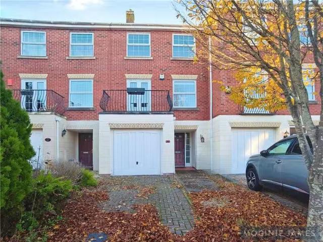 Cambrian Drive, Marshfield, Cardiff 4 bed terraced house for s.