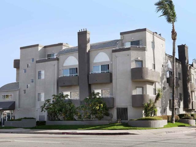 Cambridge Court Apartments 1 Bedroom Apartment for Rent at 20954 Vanowen St, Los Angeles, CA 91303 Woodland Hills Warner Center