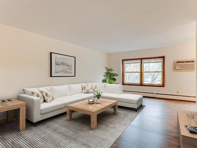 Cambridge Court Apartments 1 Bedroom Apartment for Rent at 5800 42nd Ave N, Robbinsdale, MN 55422