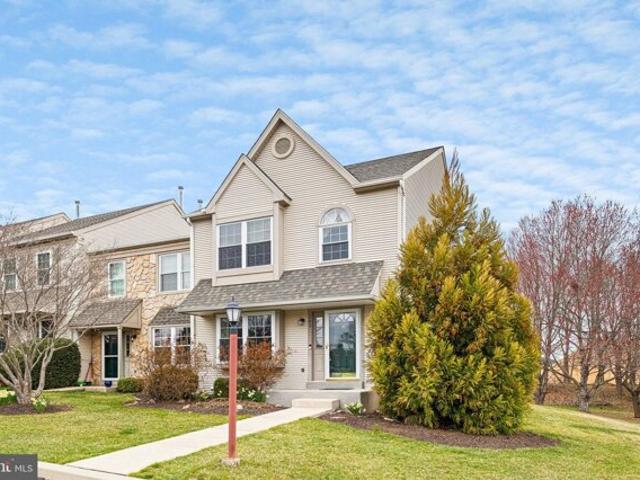 Cambridge Cir Unit,kennett Square, Condo For Sale