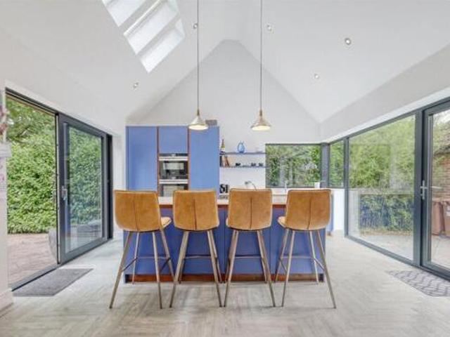 Cambridge Close, Stock, 5 Bedroom Property