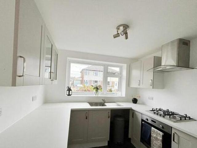 Cambridge Crescent, Crofton, 2 Bedroom Detached
