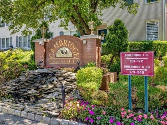 Cambridge Ct Unit,clifton, Condo For Sale
