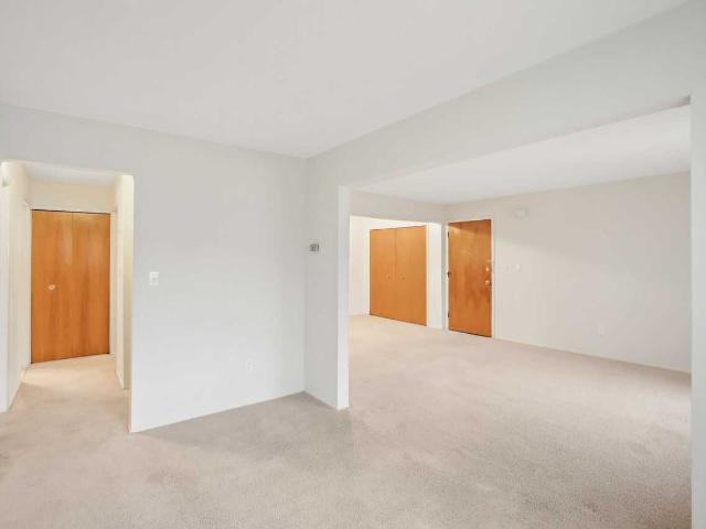 Cambridge Apartments 2 Bedroom Apartment for Rent at 6954 N Inkster Rd, Dearborn Heights, MI 48127