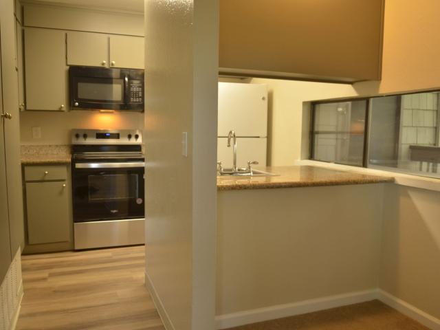 CAMBRIDGE ARMS CONDOMINIUMS