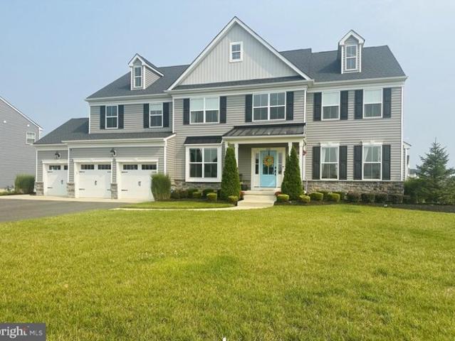Cambridge Blvd, Woolwich Township, Home For Sale