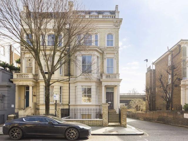 Cambridge Gardens, North Kensington W10, 2 bed flat to rent, £2,795 pcm | PrimeLocation