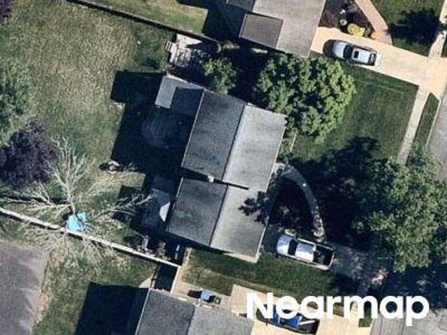 Cambridge Dr