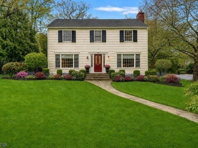 Cambridge Dr, Millburn, Home For Sale