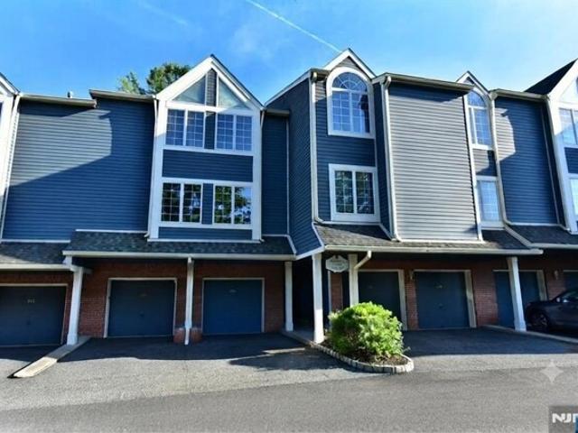 Cambridge Dr, Ramsey, Home For Sale
