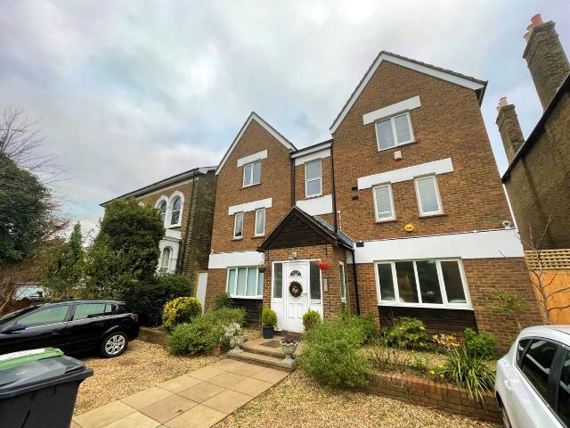 Cambridge Drive, Lee SE12, 1 bed flat to rent, £1,400 pcm | PrimeLocation