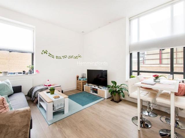 Cambridge House, Mayes Road, Wood Green N22, 1 bed flat to rent, £2,000 pcm | PrimeLocation