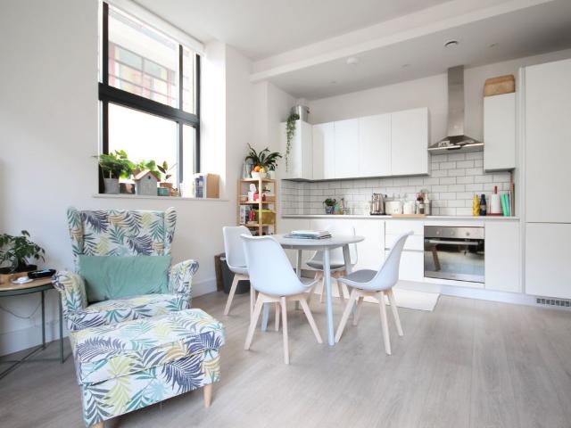 Cambridge House, Mayes Road, Haringay N22, 1 bed flat to rent, £1,900 pcm | PrimeLocation
