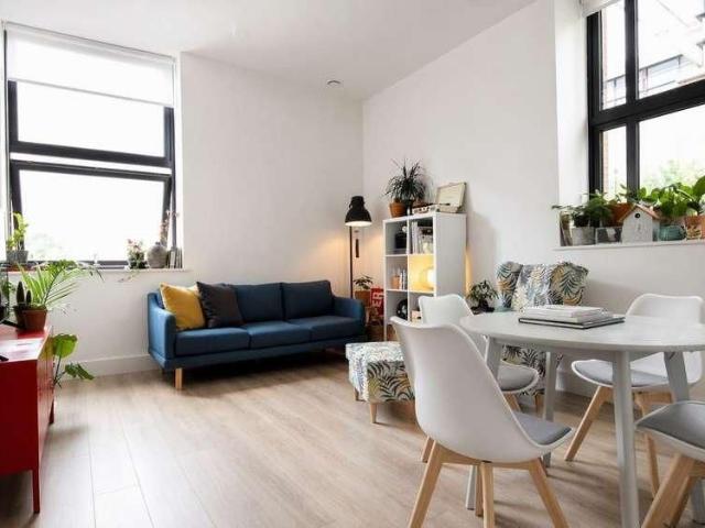 Cambridge House, Mayes Road, Haringay, N22