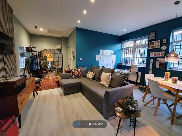 Cambridge Heat Road, London E2, 1 bed flat to rent, £2,100 pcm | PrimeLocation
