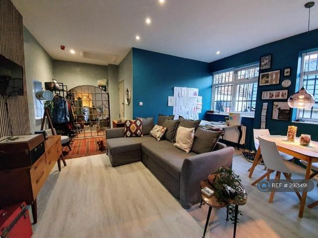 Cambridge Heat Road, London, E2 1 bed flat to rent £2,100 pcm £485 pw
