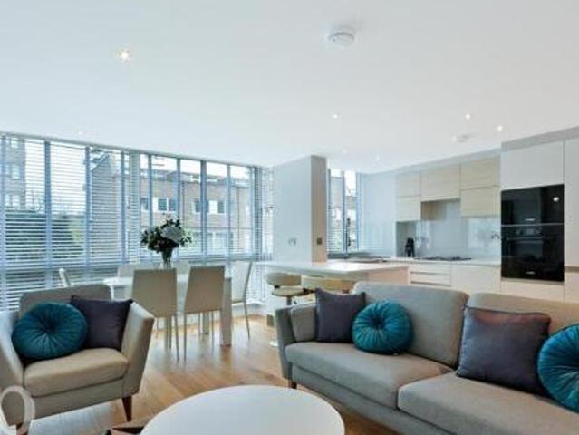 Cambridge Square, Quadrangle Tower, London, 2 Bedroom Apartment