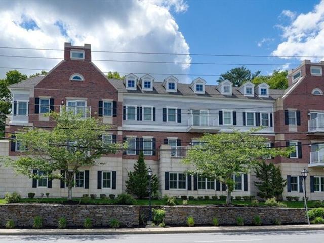 Cambridge St Unit,burlington, Condo For Sale