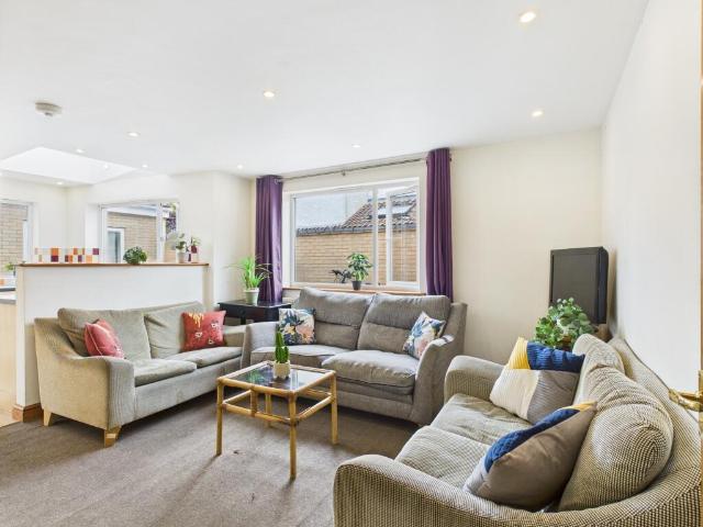 Cambridge Street, NORWICH 6 bed end of terrace house to rent £2,250 pcm £519 pw