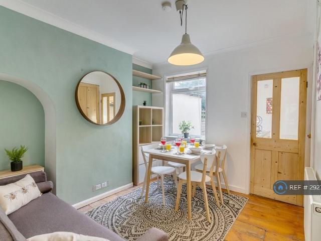 Cambridge Street, Norwich, NR2 2 bed terraced house to rent £1,295 pcm £299 pw