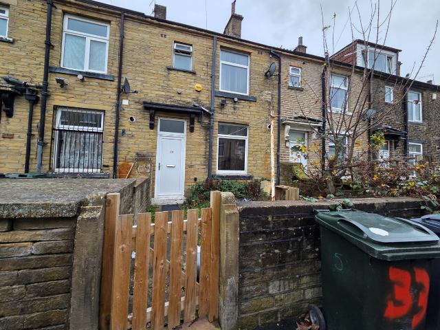Cambridge Street BD7, 2 bed terraced house to rent, £750 pcm | PrimeLocation