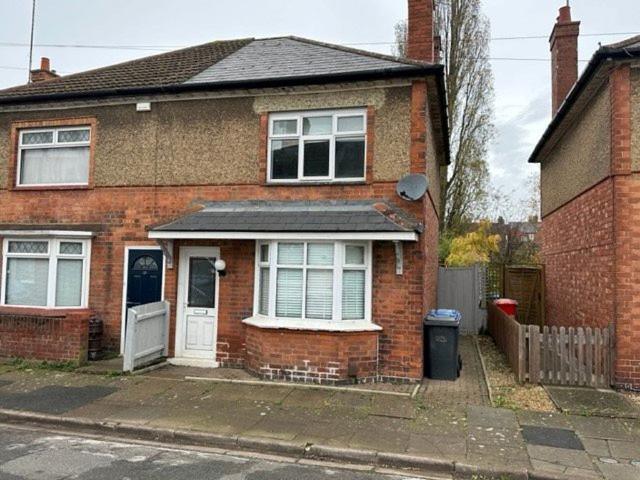 Cambridge Street, Kettering NN16, 3 bed property to rent, £1,250 pcm | PrimeLocation