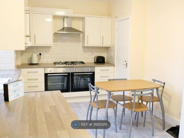 Cambridge Street, Luton LU1, Room to rent, £650 pcm | PrimeLocation